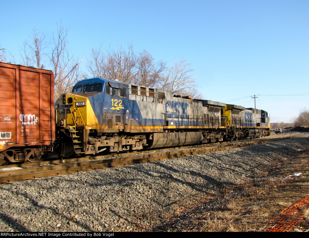 CSX 122 and 446